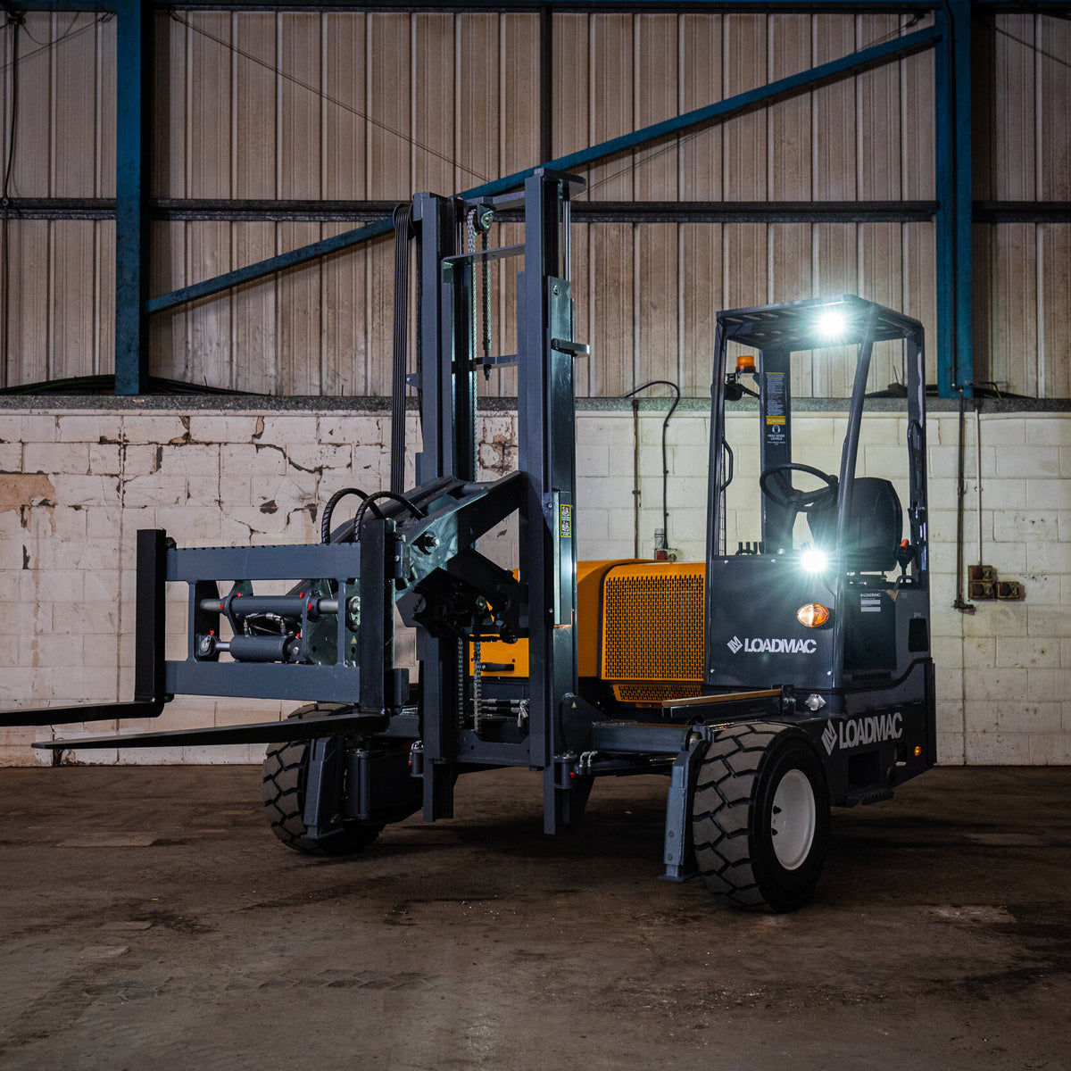 Loadmac 825 Super Reach - 2 Way or 4 Way – LOADMAC NSW